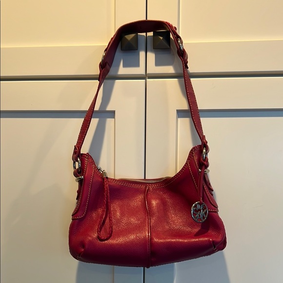 The Sak | Bags | The Sak Raspberry Shoulder Bag | Poshmark